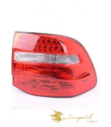 چراغ عقب سمت راست پورشه کاین سال های 2002 تا 2010 طرح اصلی